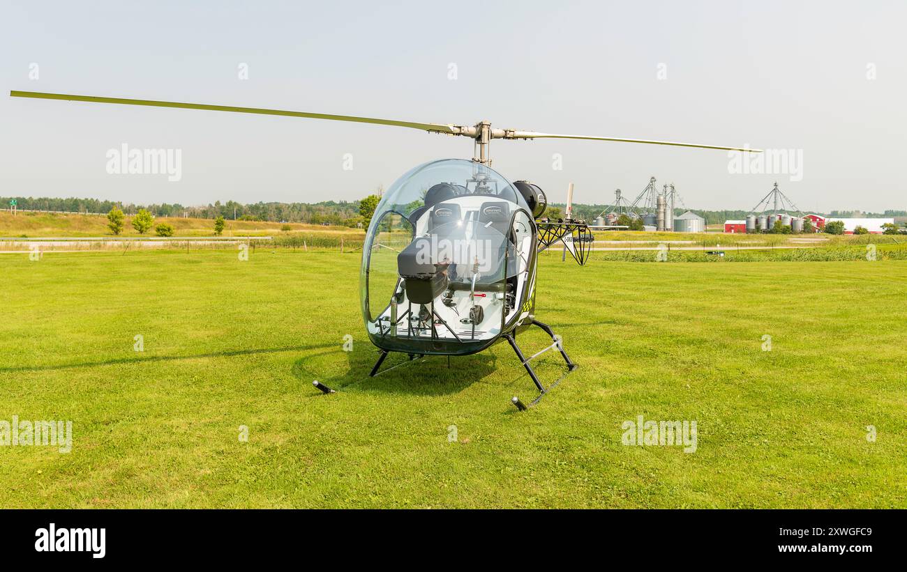 Helicopter scenes hi-res stock photography and images - Alamy