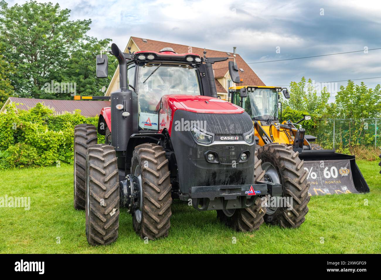 Tractor - Case 340 views Stock Photo - Alamy