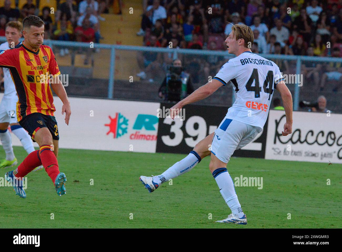 Marco Brescianini (Atalanta) in action during US Lecce vs Atalanta BC ...