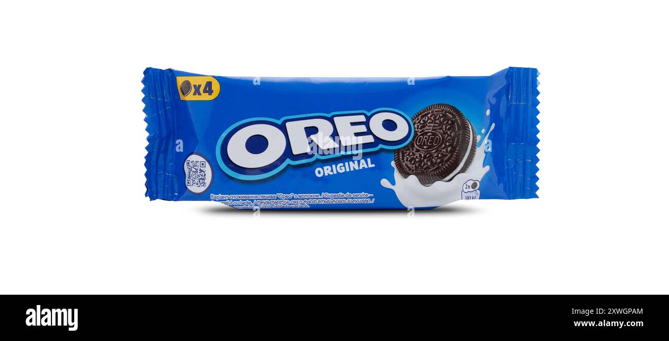 CHISINAU, MOLDOVA - August 20, 2024: OREO Original Chocolate sandwich ...