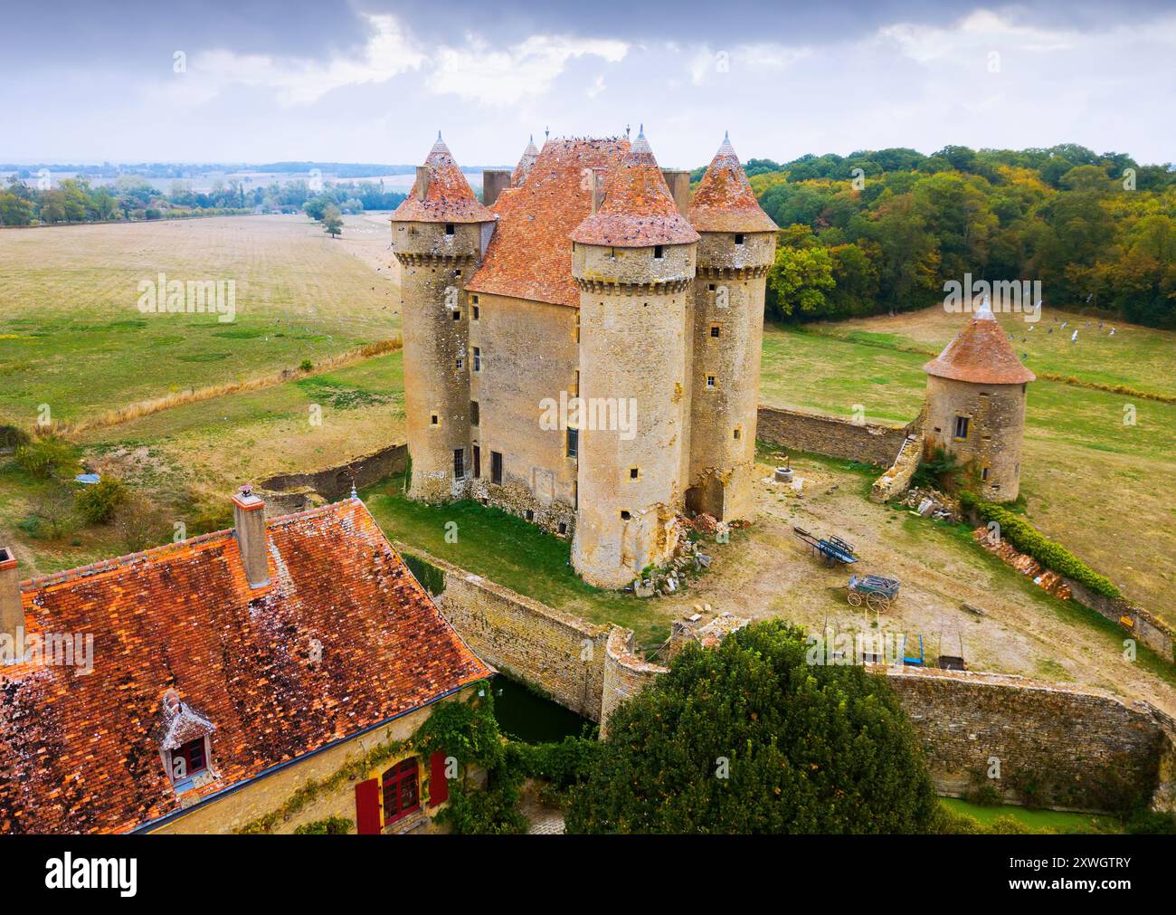 Sarzay castle hi-res stock photography and images - Alamy