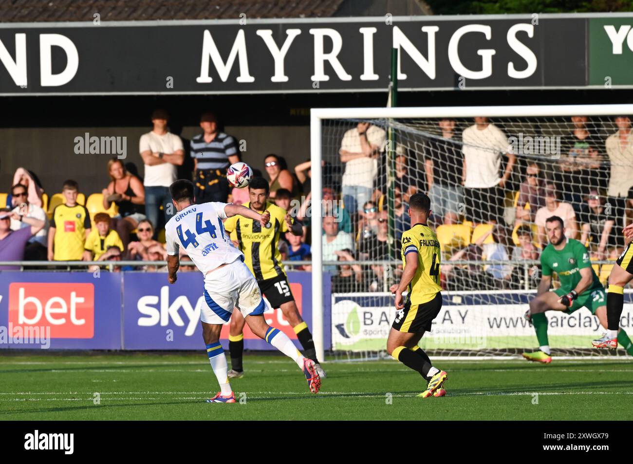 Harrogate Town play Leeds United in a pre-season friendly at The ...