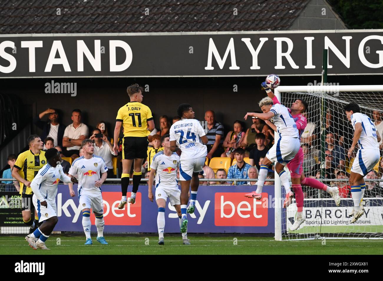 Harrogate Town play Leeds United in a pre-season friendly at The ...