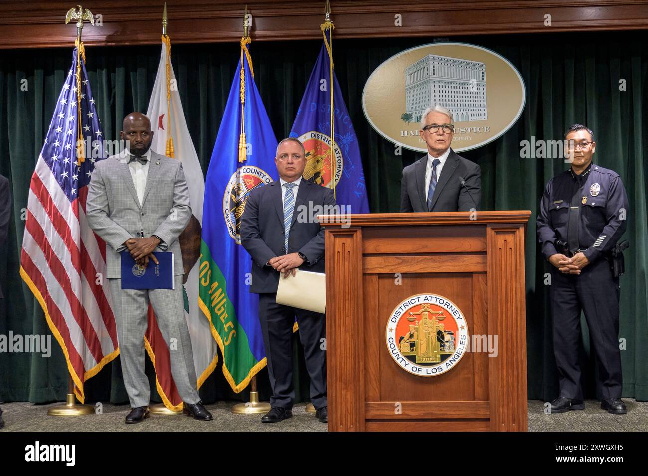 Los Angeles County District Attorney George Gascon, at podium ...
