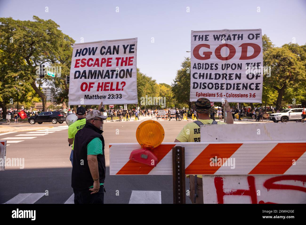 Scenes of counter DNC protests at Union Park and outside of the DNC in ...