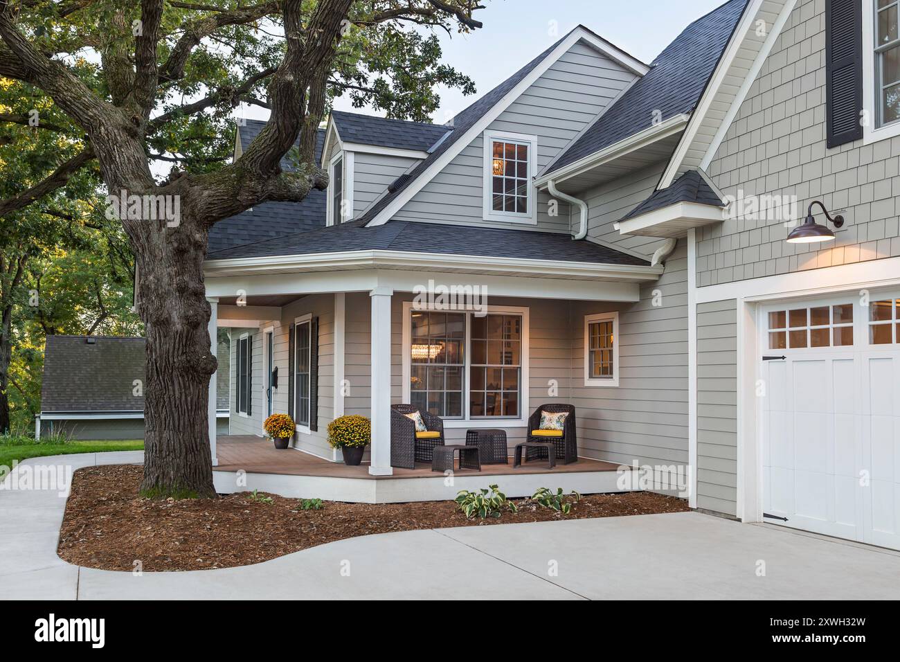 Therma tru front door with sherwin williams refuge paint color hi-res ...