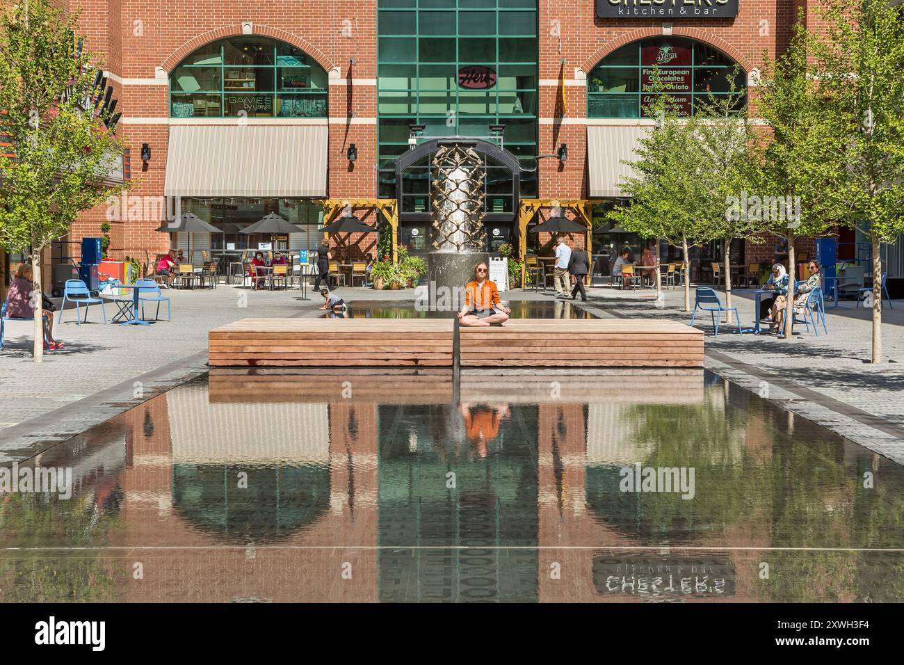 Downtown rochester minnesota peace park hi-res stock photography and ...