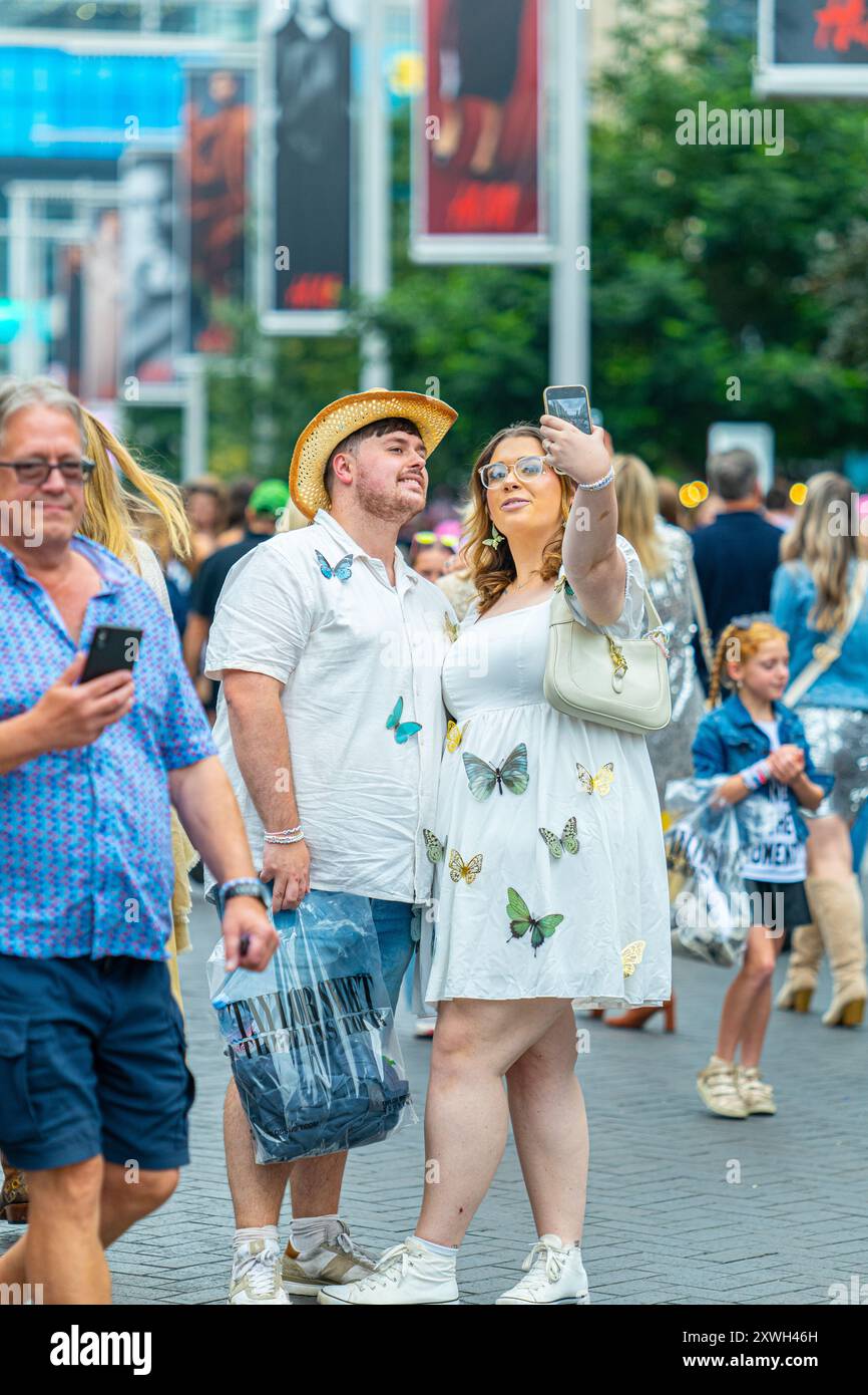 London, UK. 19th Aug, 2024. Taylor Swift fans before her Eras Tour show ...