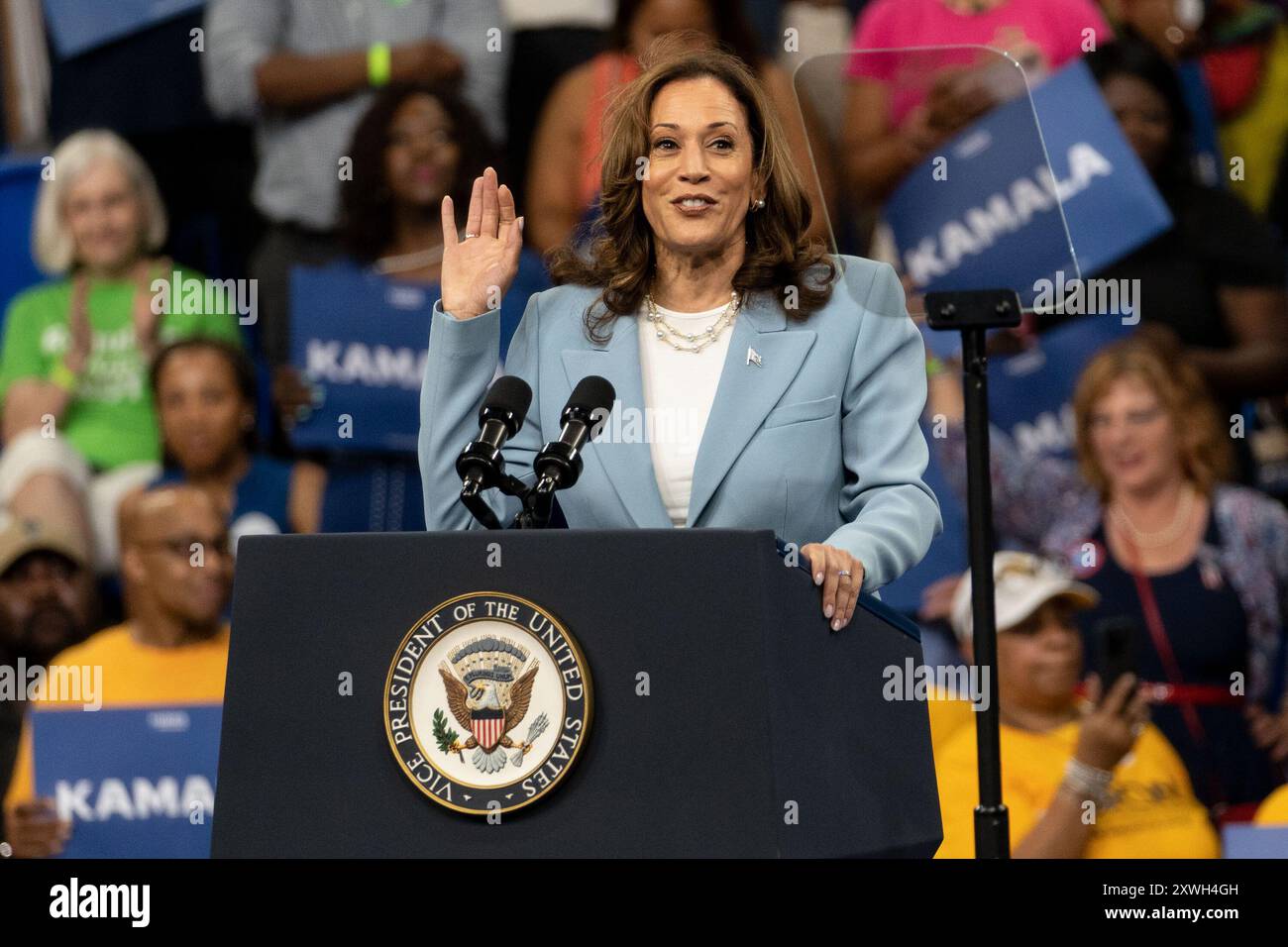 Vice president of the usa hi-res stock photography and images - Alamy