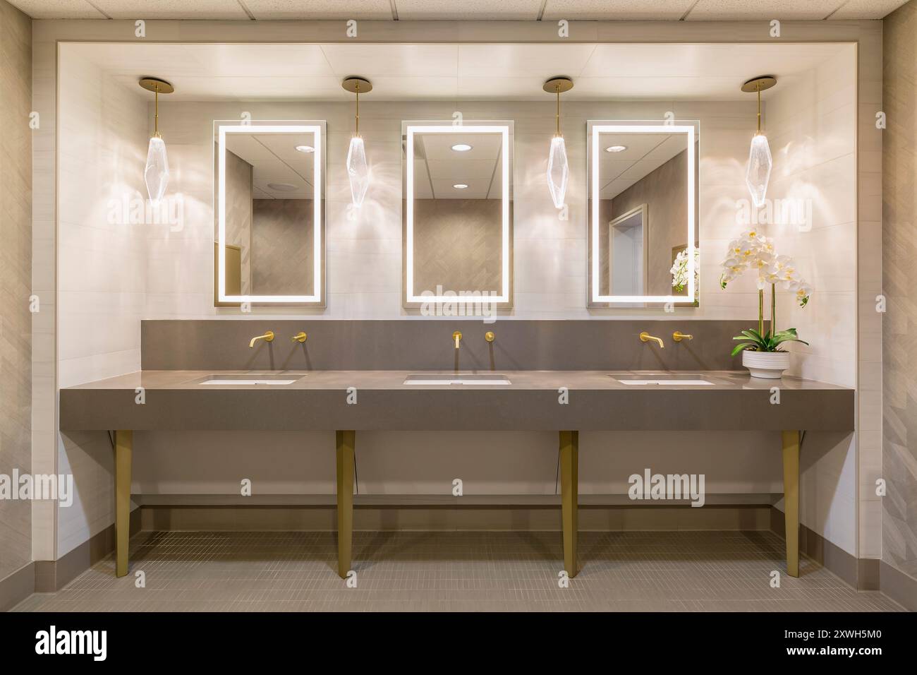 Gym Womens Restroom This Is What Matters In Gyms For Women