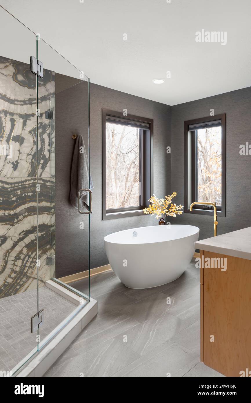 Hanstone quartz paros countertop hi-res stock photography and images ...