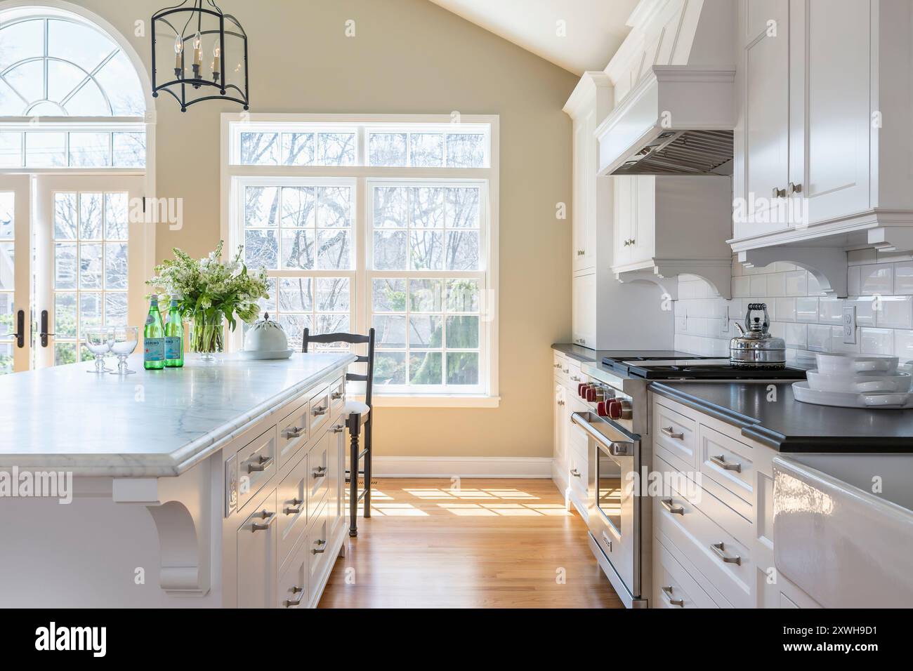 Marvin windows french doors hi-res stock photography and images - Alamy