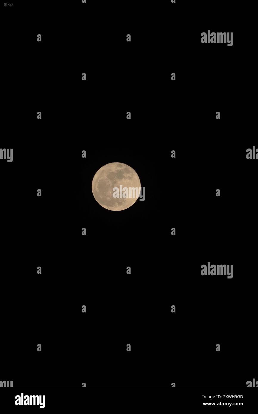 Superlunas hi-res stock photography and images - Alamy