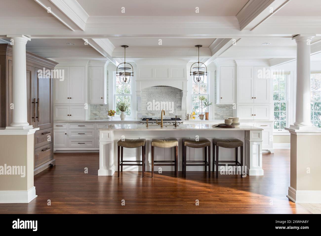 White kitchen with beamed ceiling hi-res stock photography and images ...