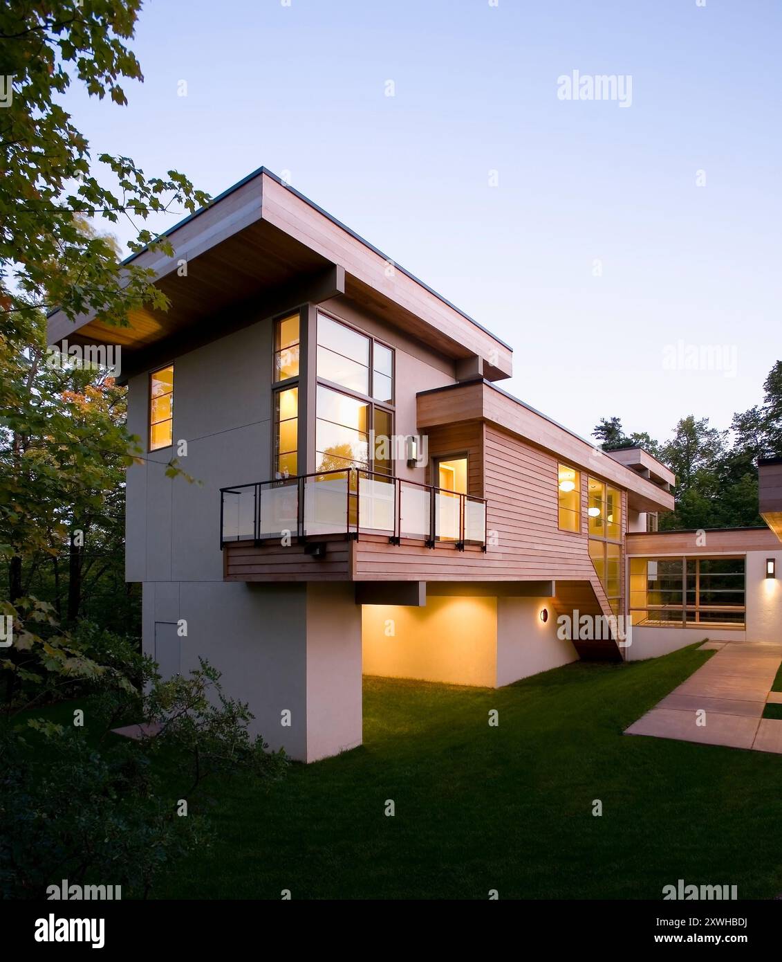 Exterior of modern house showing one wing of house that resembles a ...