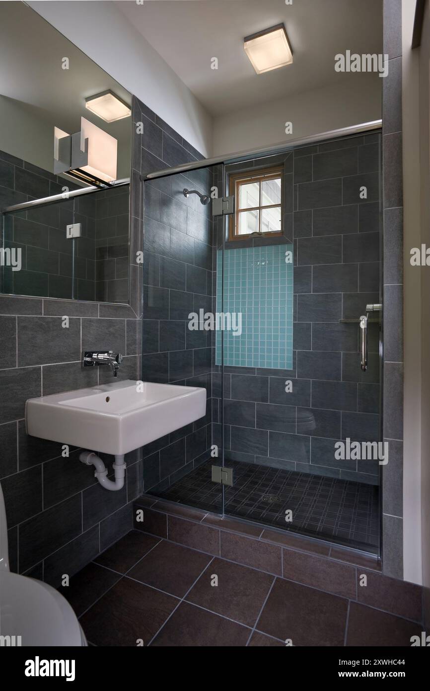 Glass mini tile floor tile hi-res stock photography and images - Alamy