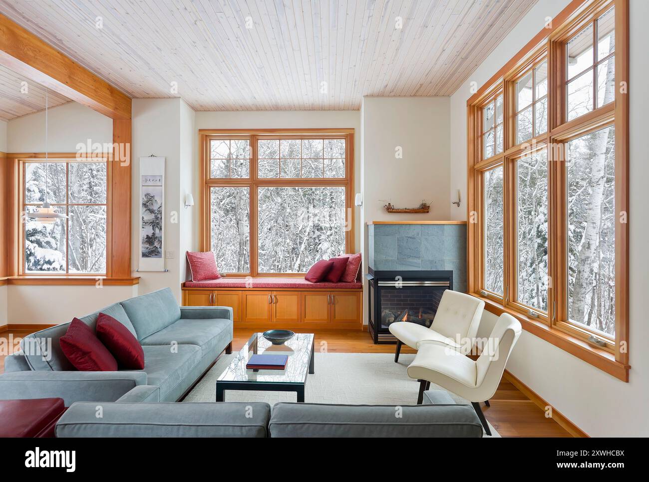 Grouping of living room furniture hi-res stock photography and images ...