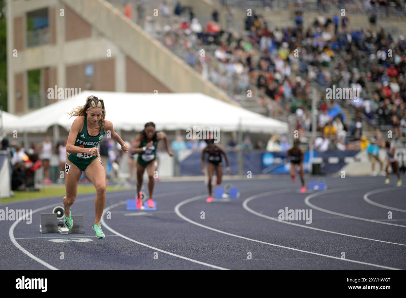 Miami Moriah Oliveira (914) during the Women's 4X400 meter relay at the ...