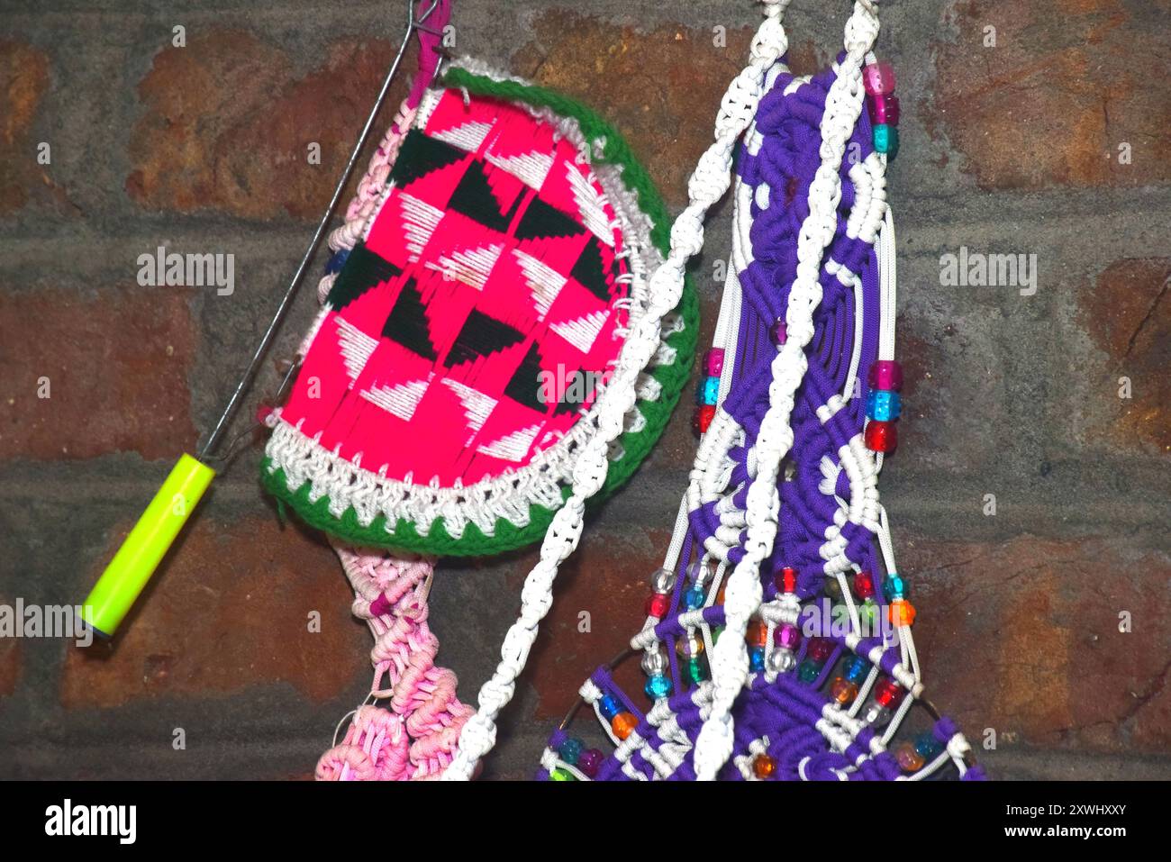 Desi women hi-res stock photography and images - Alamy