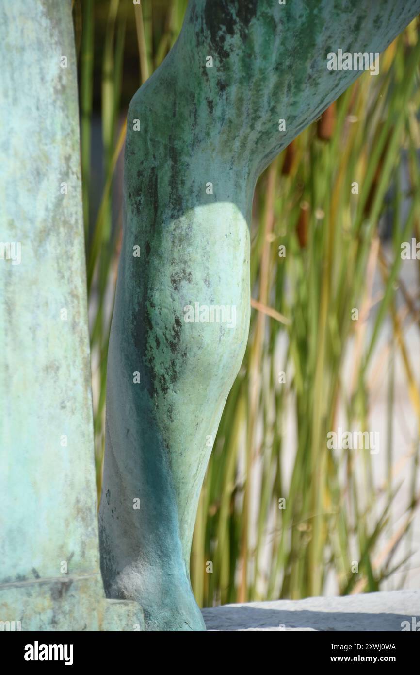 Valenciennes.Statue du rieur.Elle représente un jeune homme nu, rieur ...