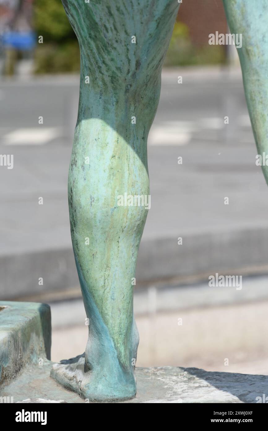 Valenciennes.Statue du rieur.Elle représente un jeune homme nu, rieur ...