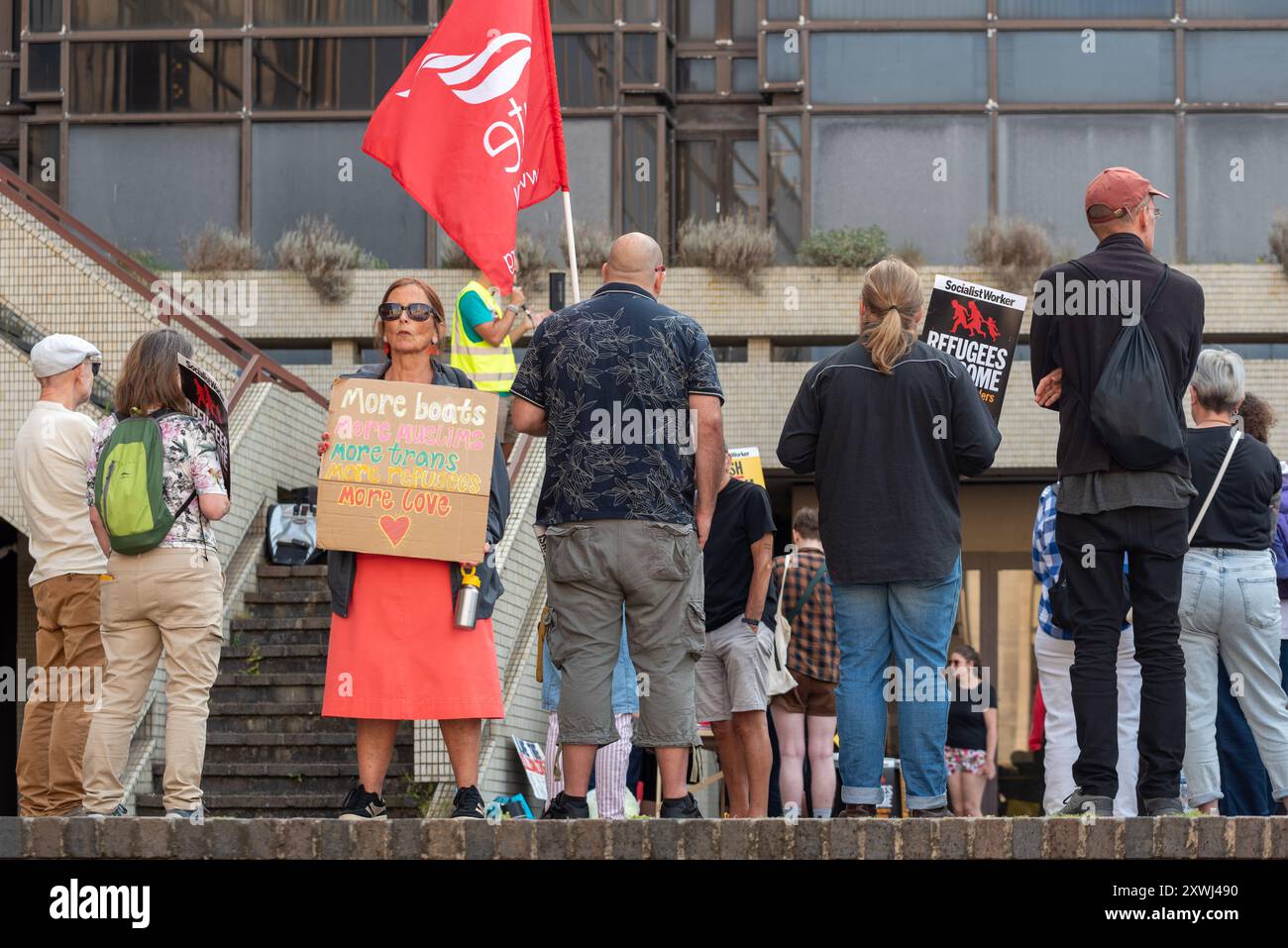 Love sign portsmouth hi-res stock photography and images - Alamy