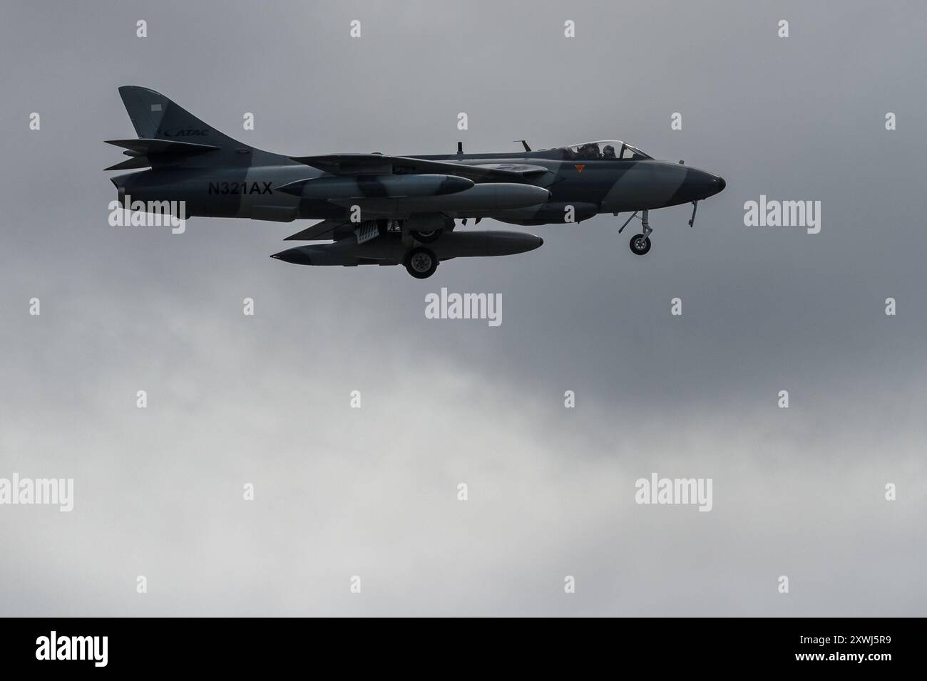 A 1959 Hawker Hunter Mk58 (F58A) flying with private military ...