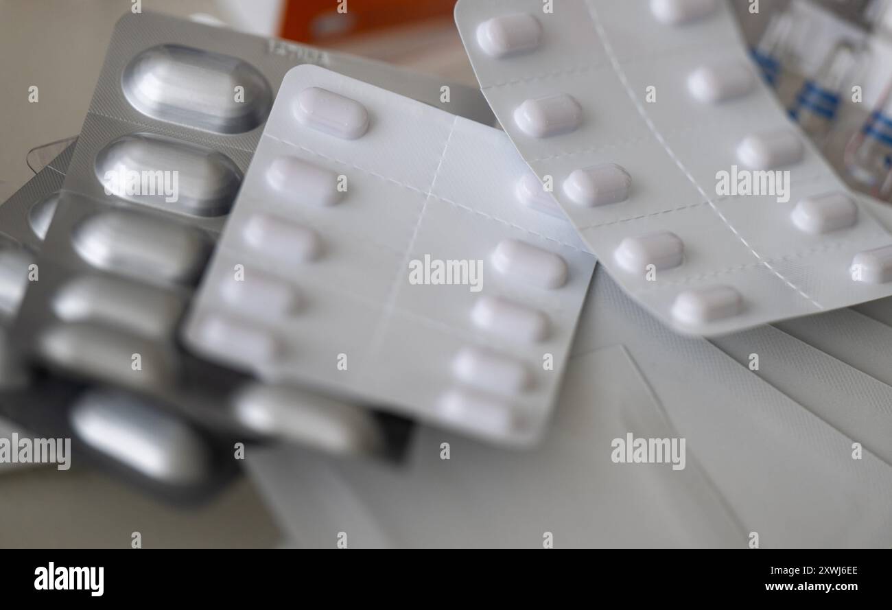 Berlin, Germany. 19th Aug, 2024. The painkillers fentanyl, tilidine and ...