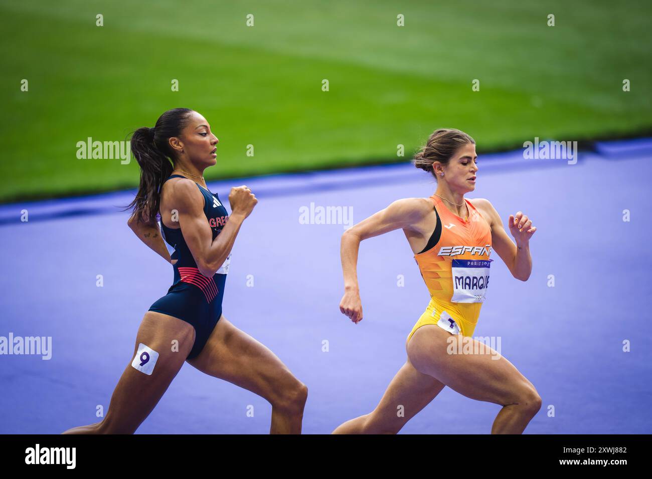 Agueda Marques participating in the 1500 meters at the Paris 2024 ...
