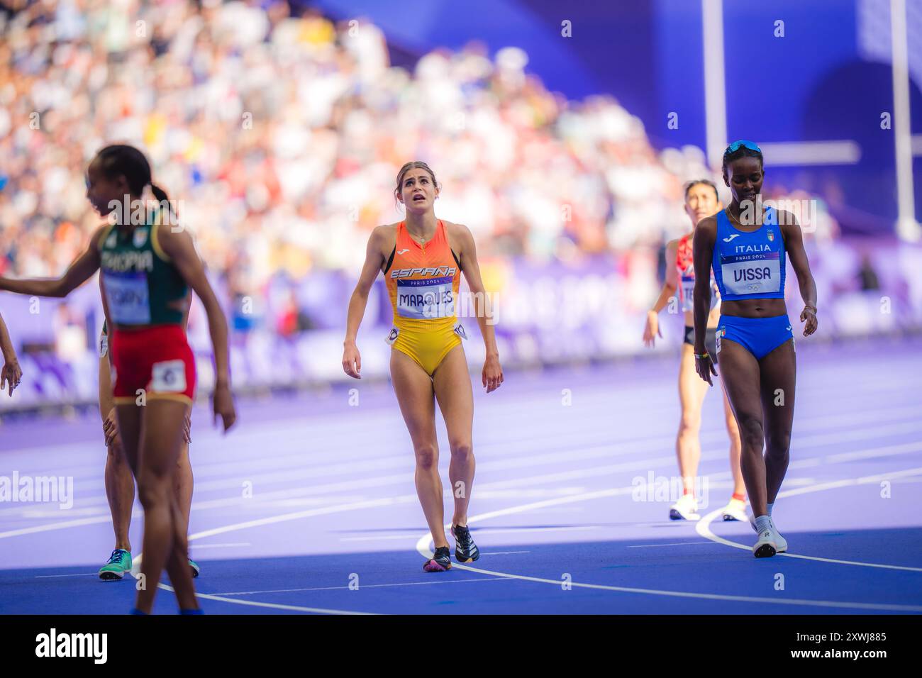 Agueda Marques participating in the 1500 meters at the Paris 2024 ...