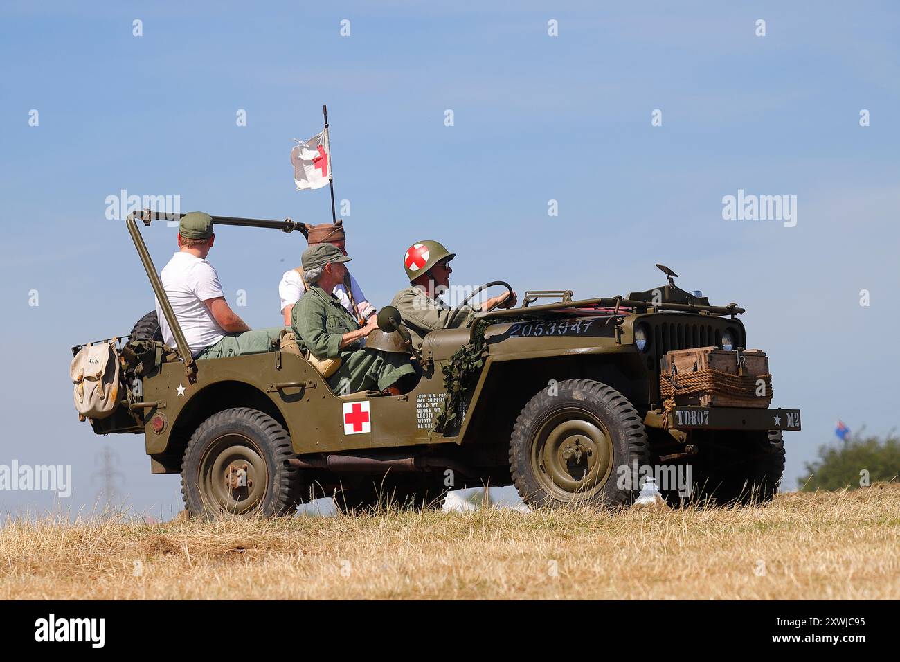 2053947 jeep hi-res stock photography and images - Alamy