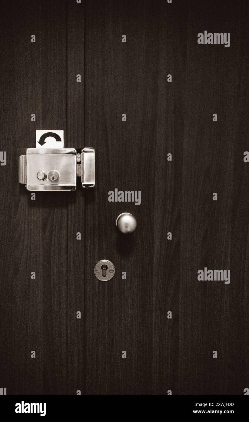 Safety mechanism hi-res stock photography and images - Alamy