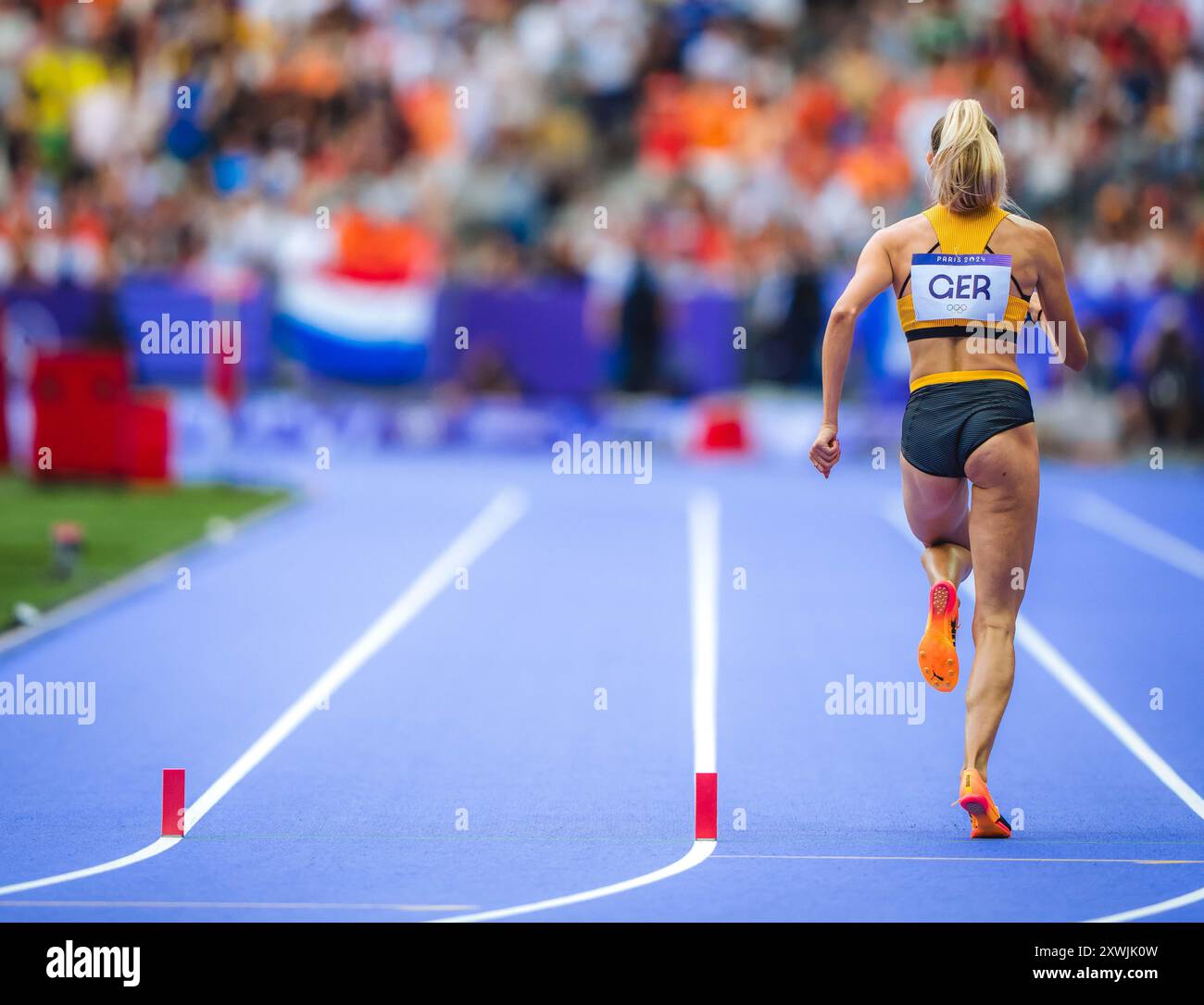 Alica Schmidt participating in the 4X400 meters relay at the Paris 2024 ...