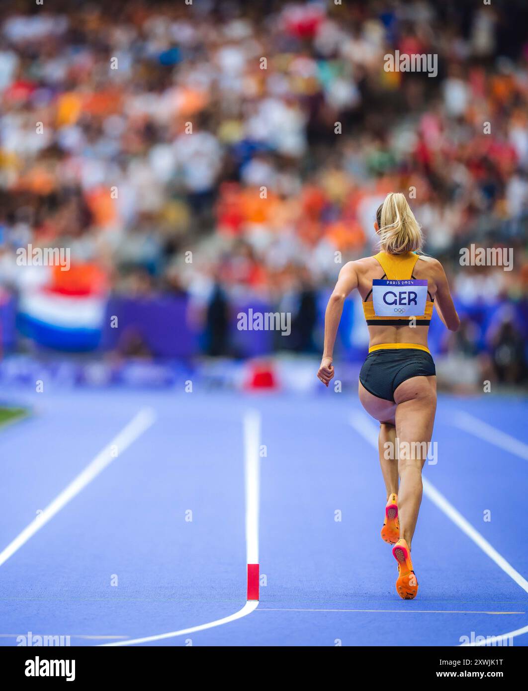 Alica Schmidt participating in the 4X400 meters relay at the Paris 2024 ...