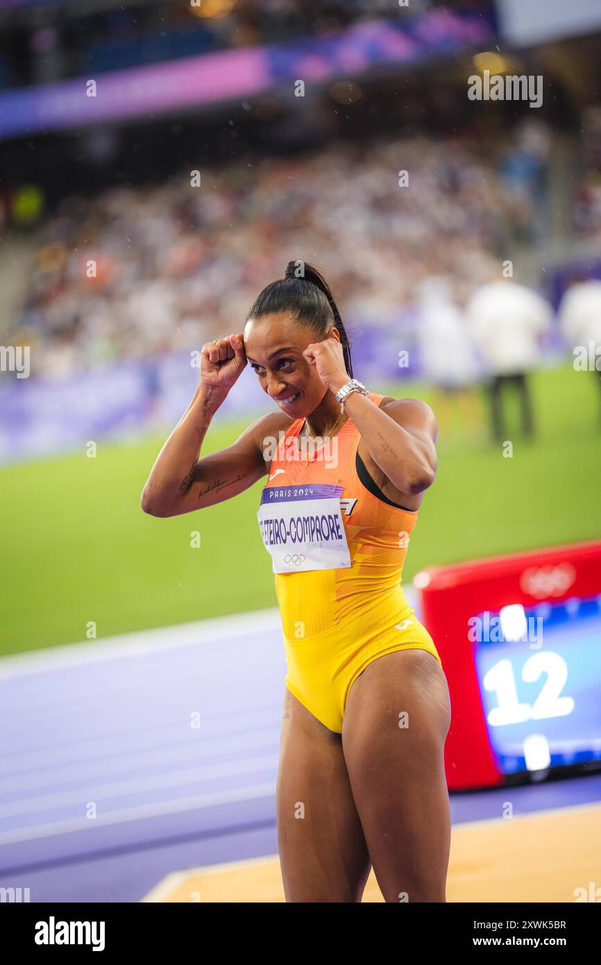 Ana Peleteiro participating in the Triple Jump at the Paris 2024 ...