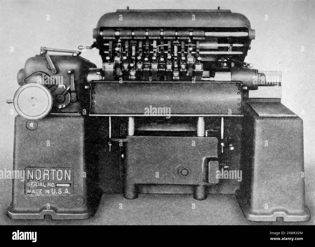 Crankshaft lapping machine hi-res stock photography and images - Alamy