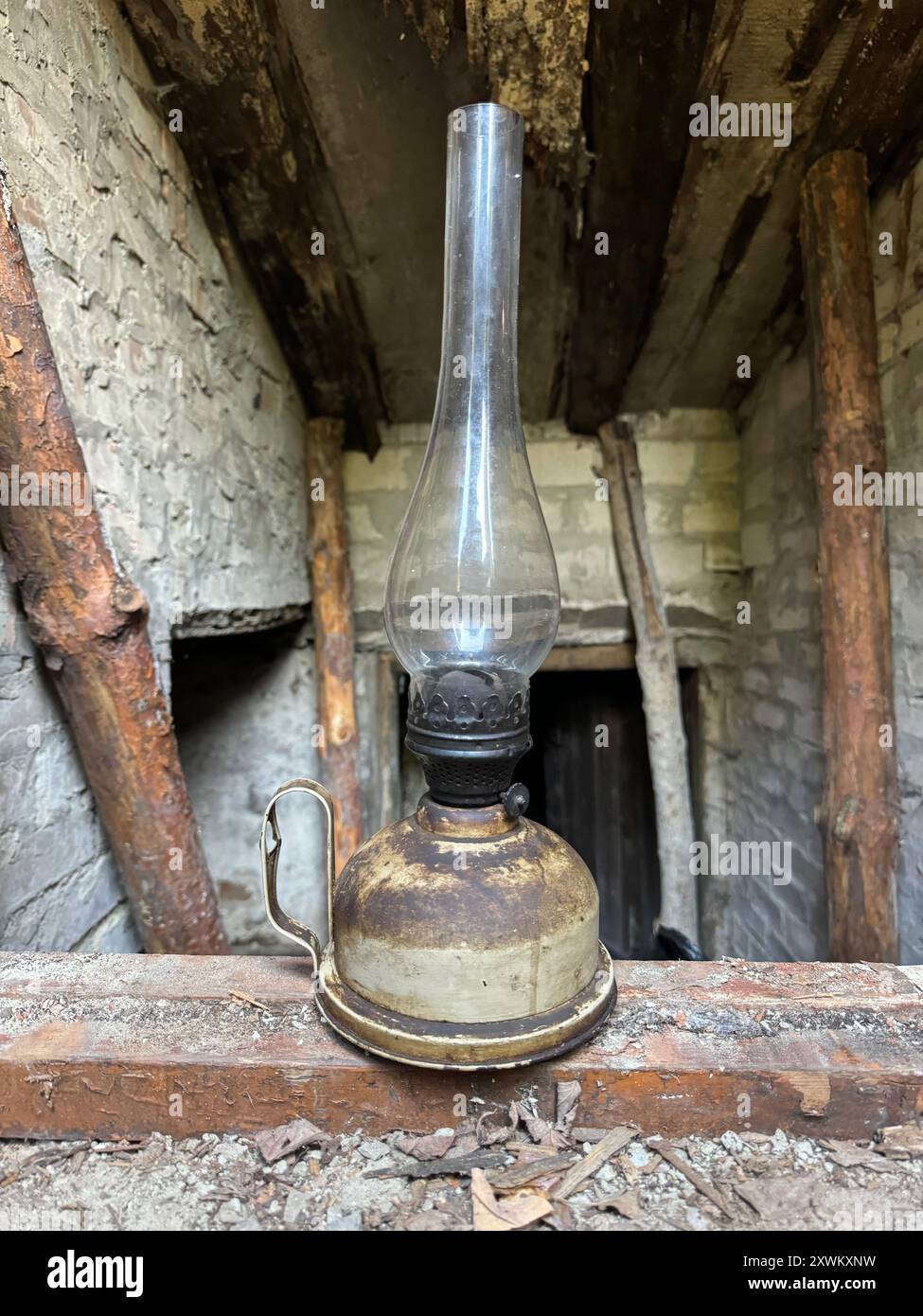Kerosene lamp shade hi-res stock photography and images - Alamy