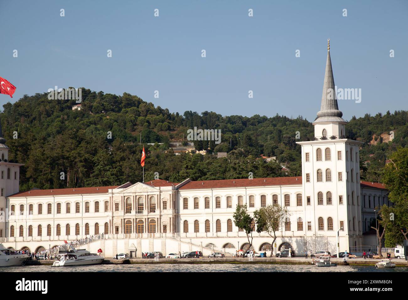 Bosphorus seaside palace hi-res stock photography and images - Alamy