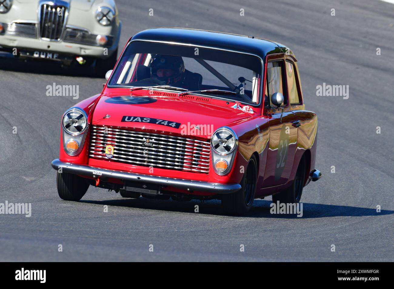 Peter Dorlin, Richard Dorlin, Austin A40 Speedwell, Festival Italia ...