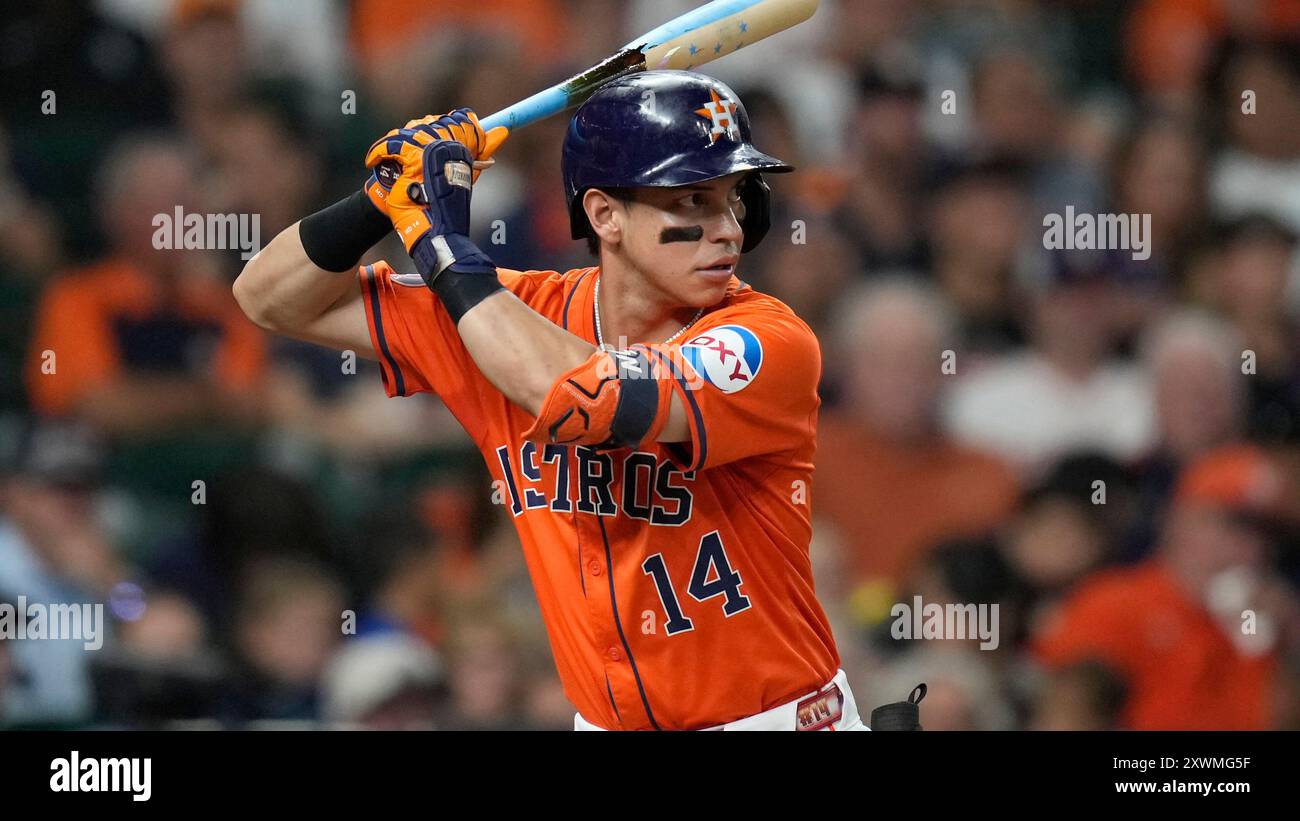 Houston Astros' Mauricio Dubon bats against the Chicago White Sox ...