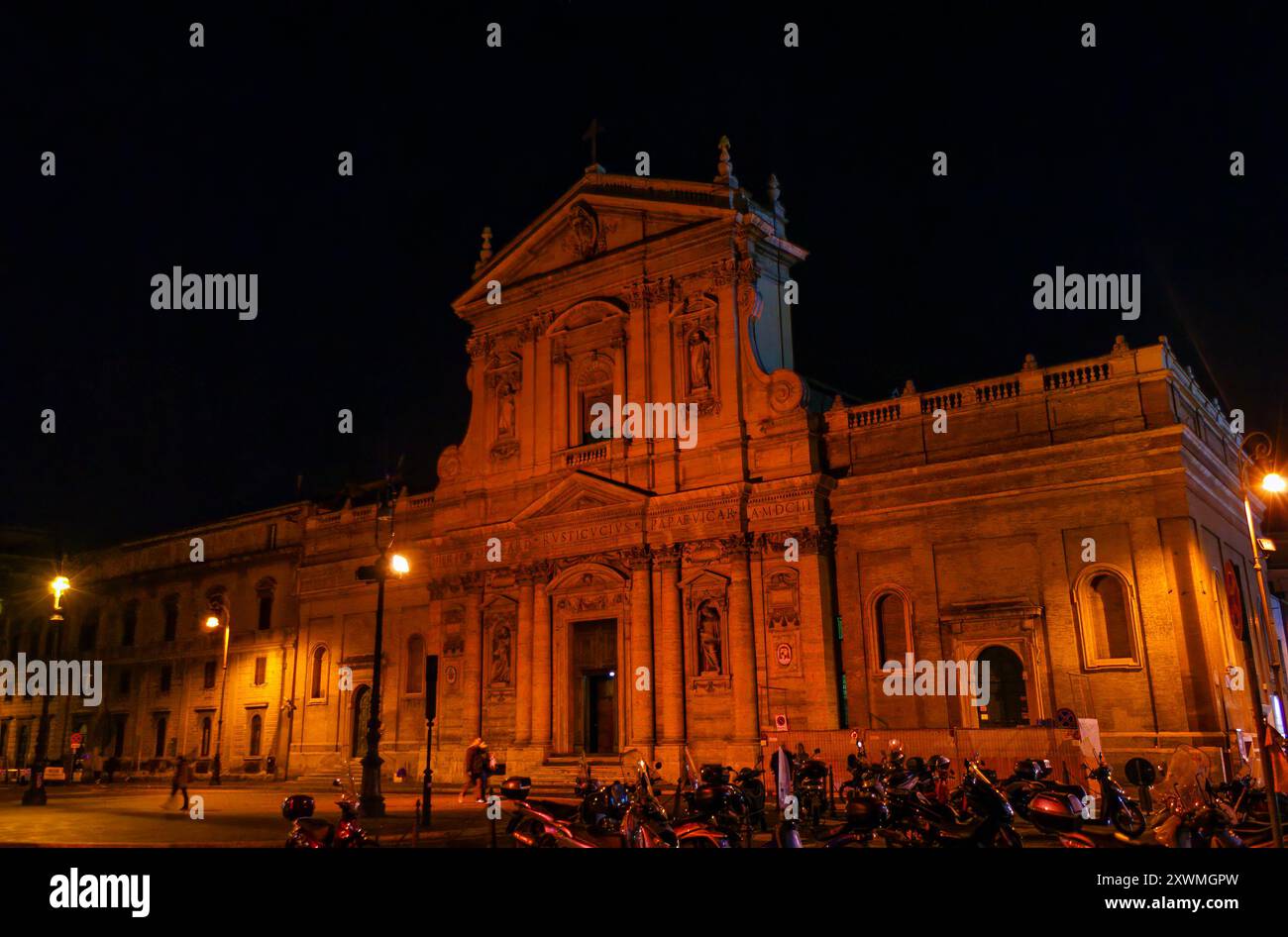 Church of santa susanna hi-res stock photography and images - Alamy