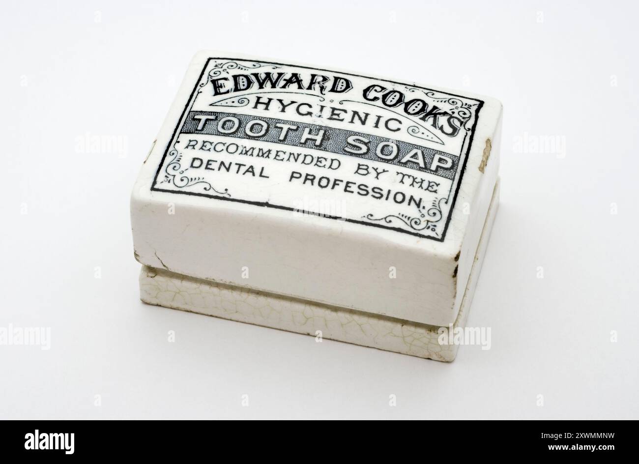 Old toothpaste advert hi-res stock photography and images - Alamy