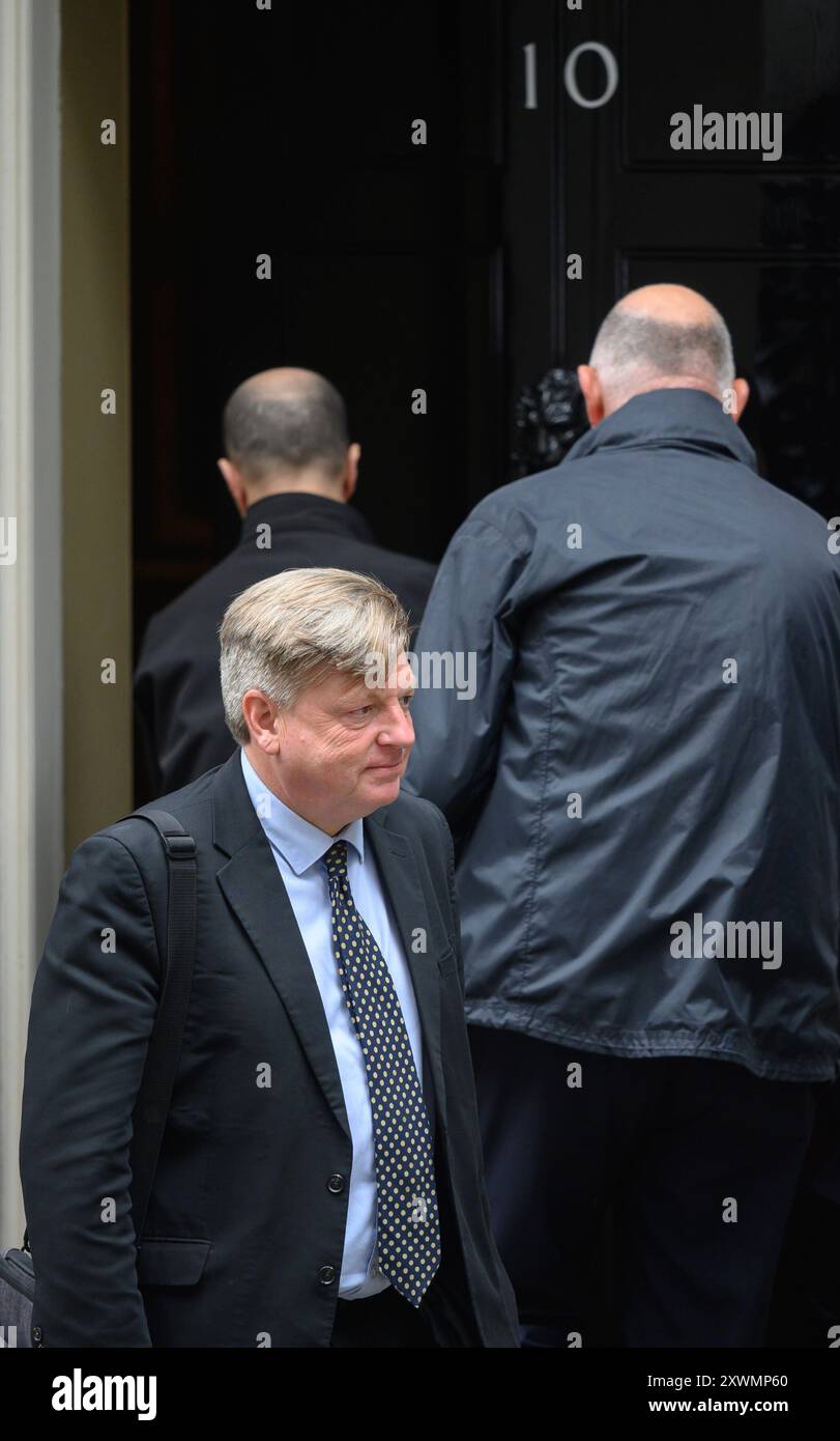 David Evans - General Secretary of the Labour Party - leaves 10 Downing ...