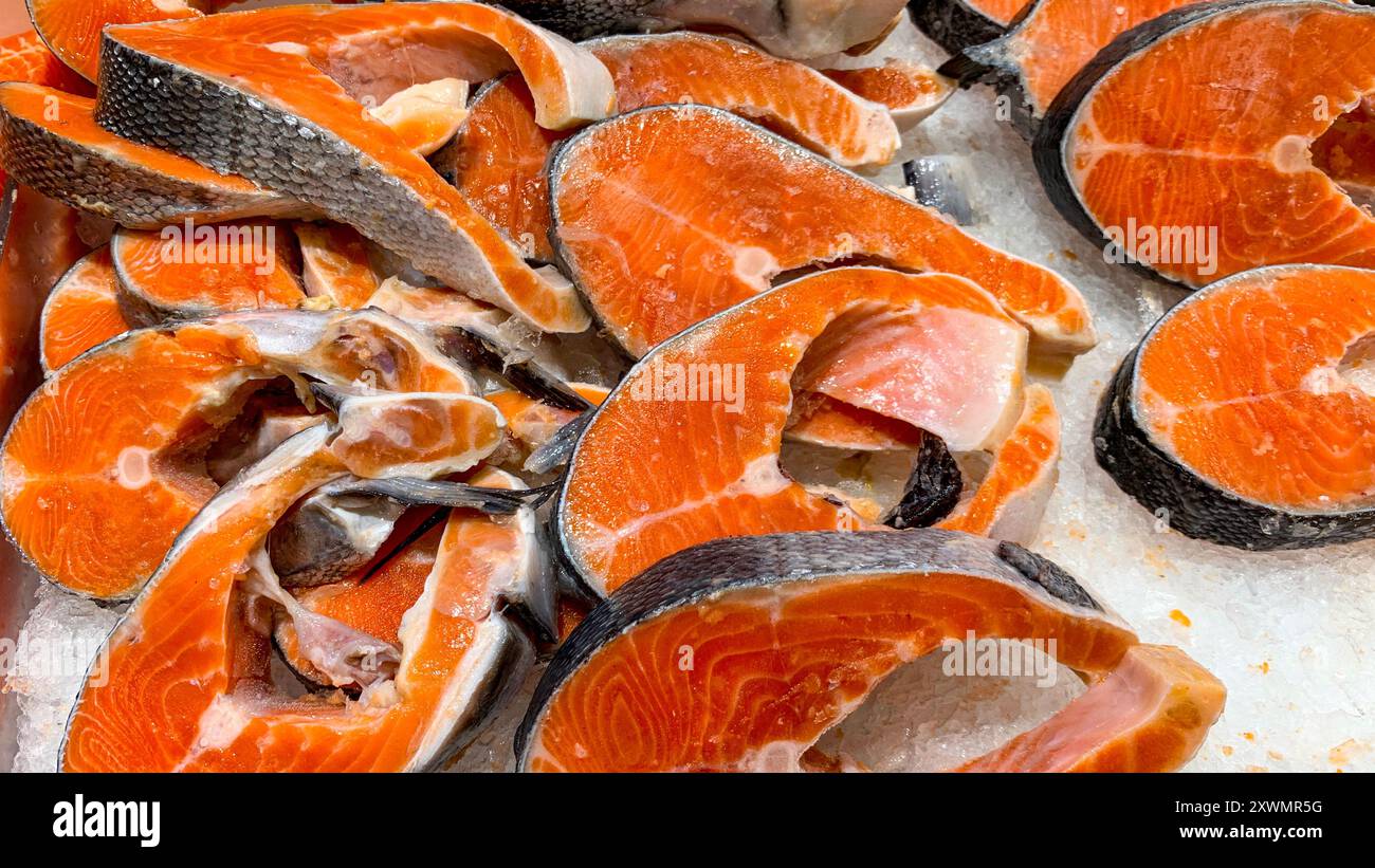 Salmon sliced red fish hi-res stock photography and images - Alamy