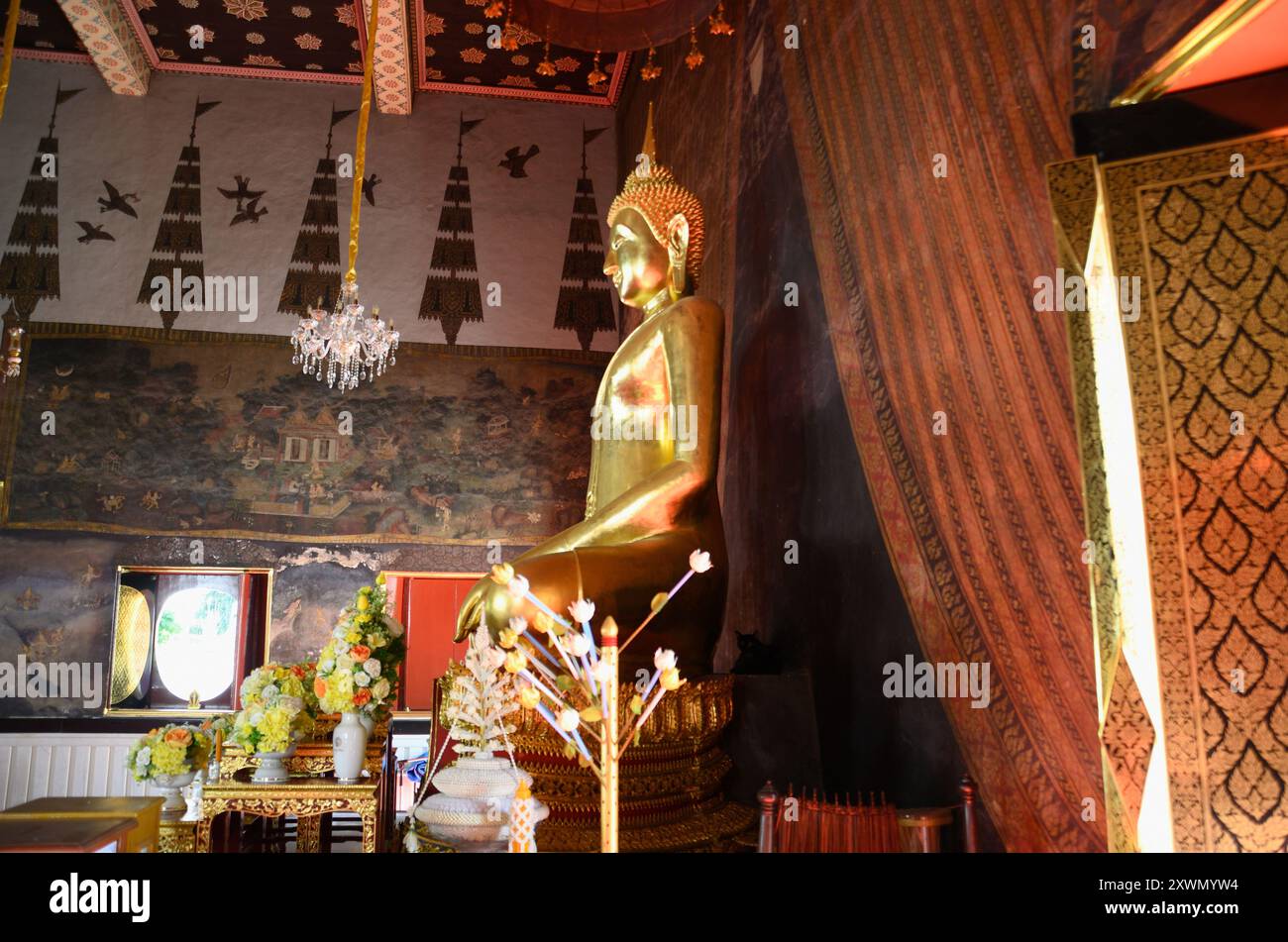 Wat Thong Noppakhun, Bangkok, Thailand, Asia Stock Photo - Alamy