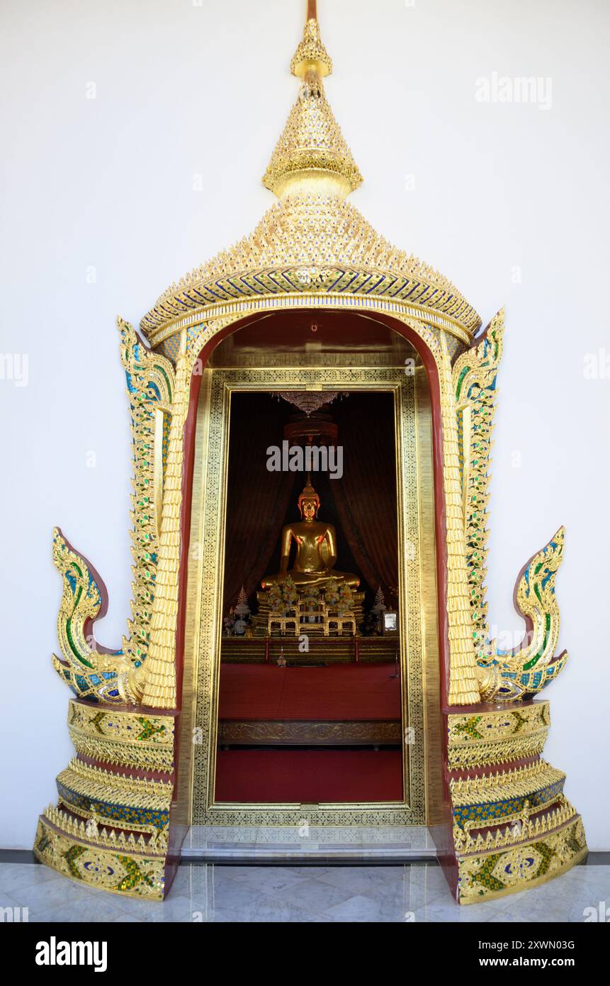 Wat thong noppakhun hi-res stock photography and images - Alamy