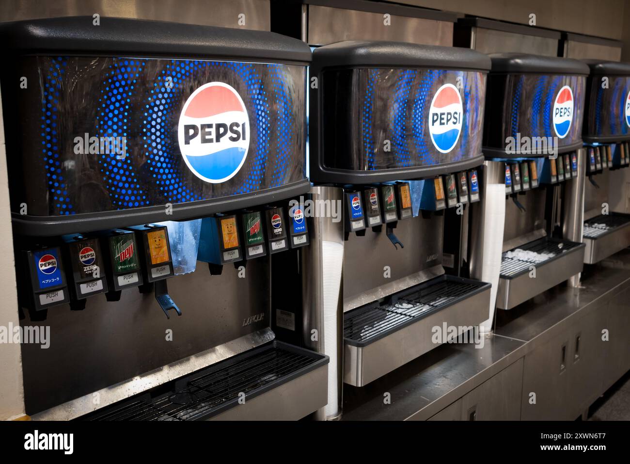 Costco food court drink hi-res stock photography and images - Alamy