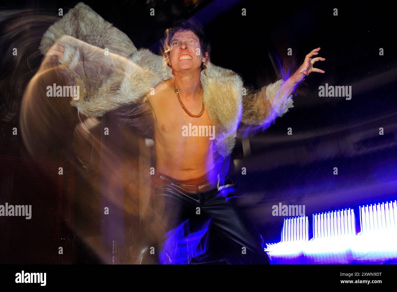 mental deviation, human, incapacitation, mental health,dangerous ...