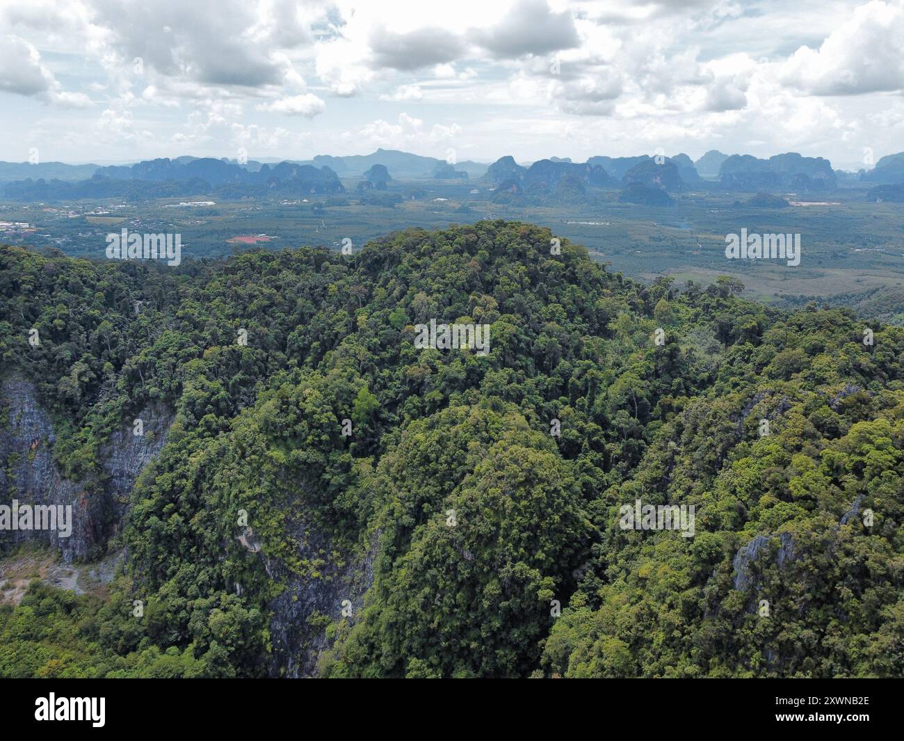 Temple in karst landscape hi-res stock photography and images - Alamy