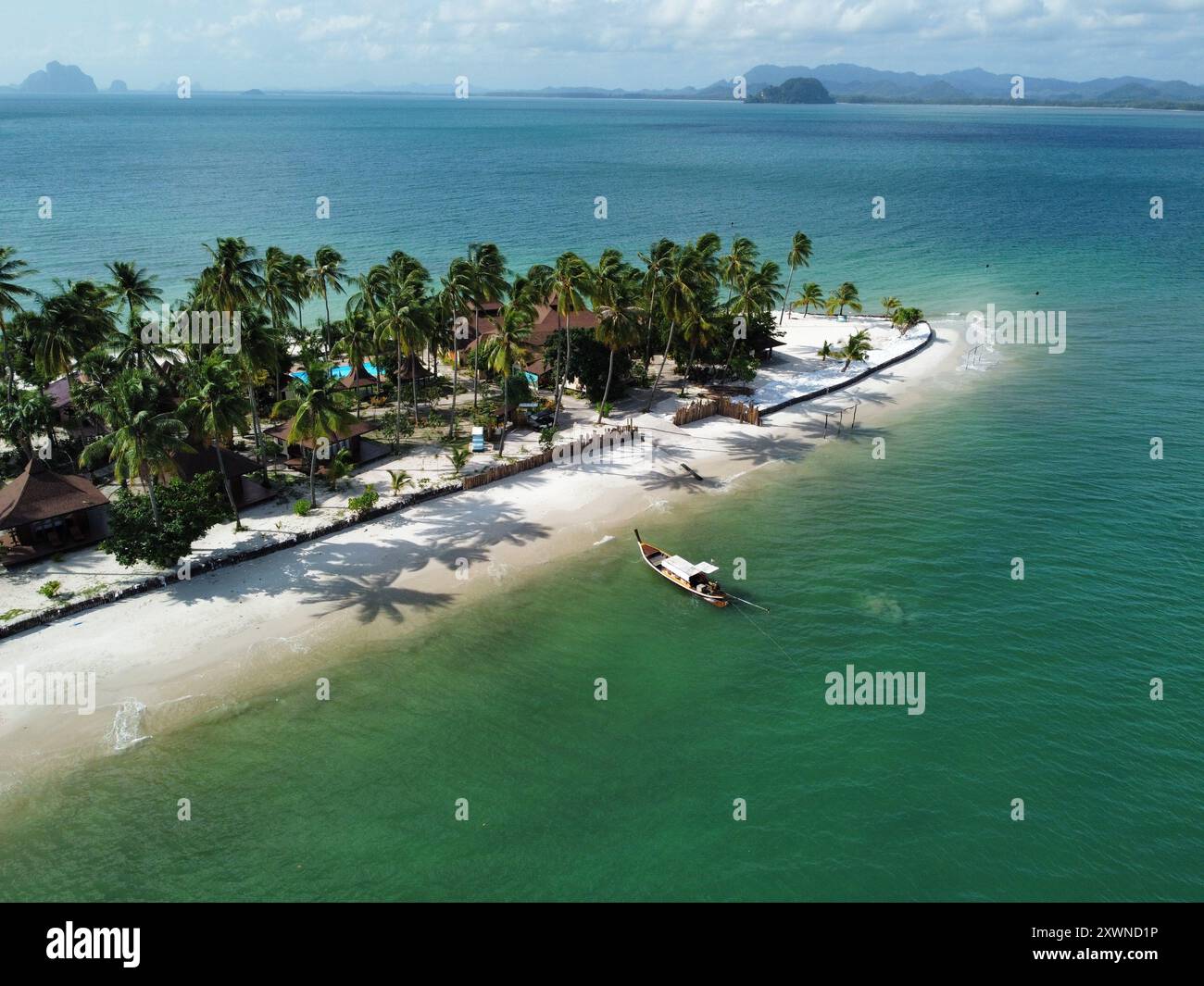 Sand peninsula on Ko Muk, Thailand Stock Photo - Alamy